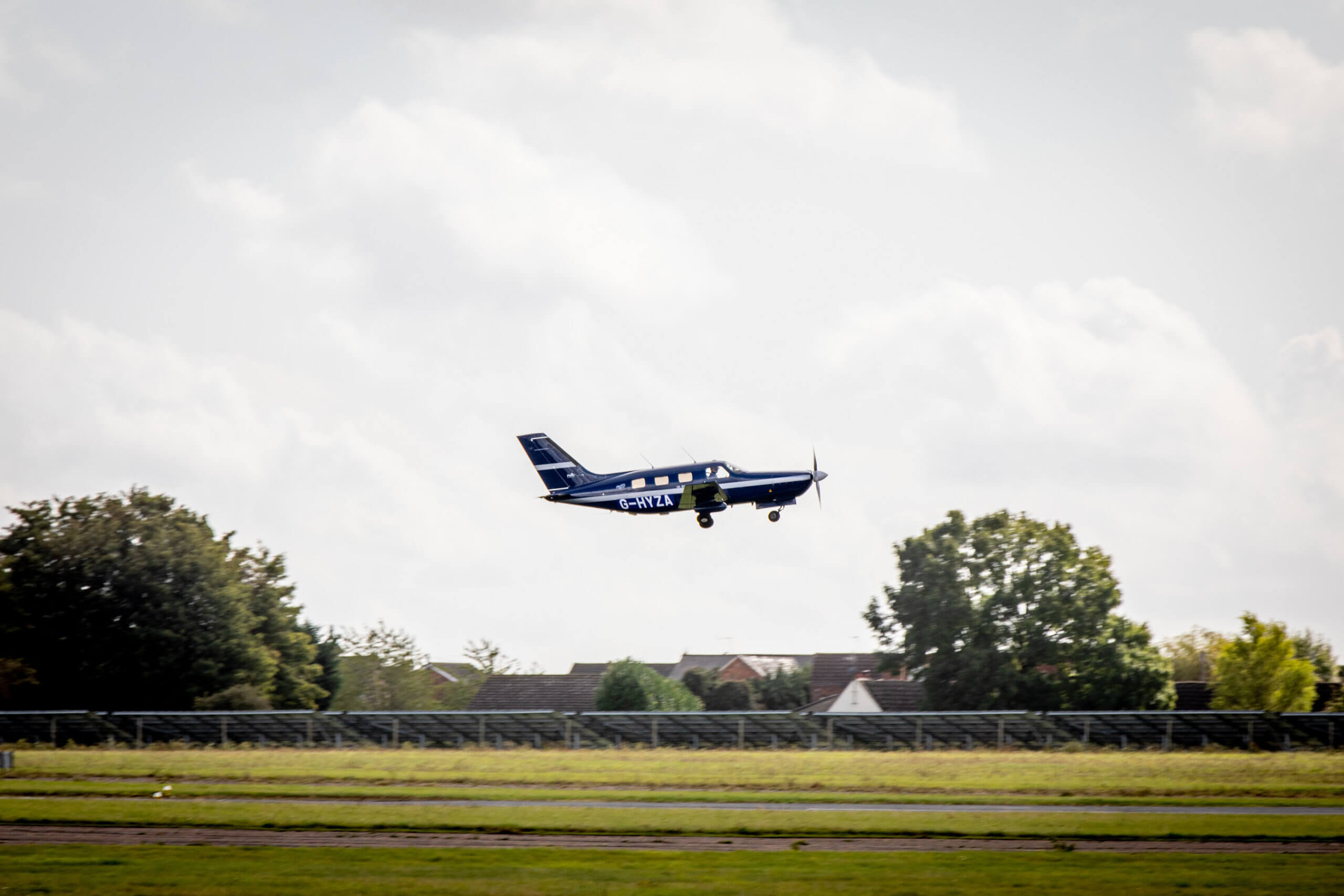 ZeroAvia Completes World First Hydrogen-Electric Passenger Plane Flight ...